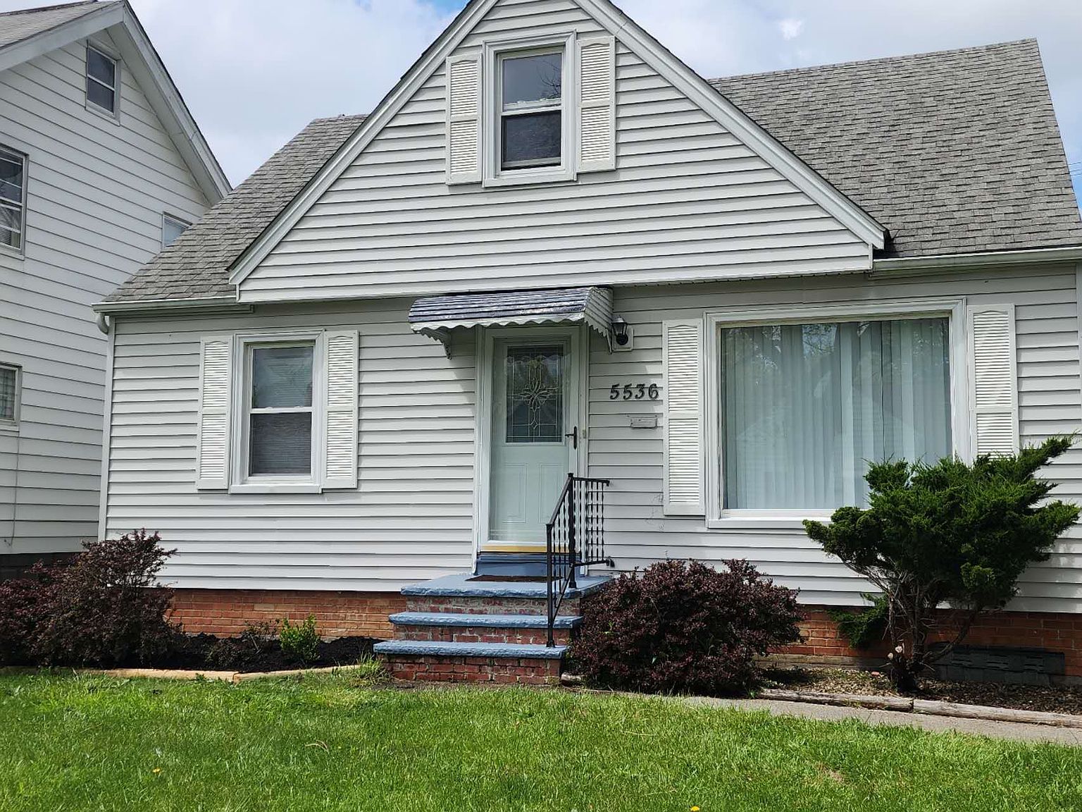 5536 Grasmere Ave, Maple Heights, OH 44137 | Zillow