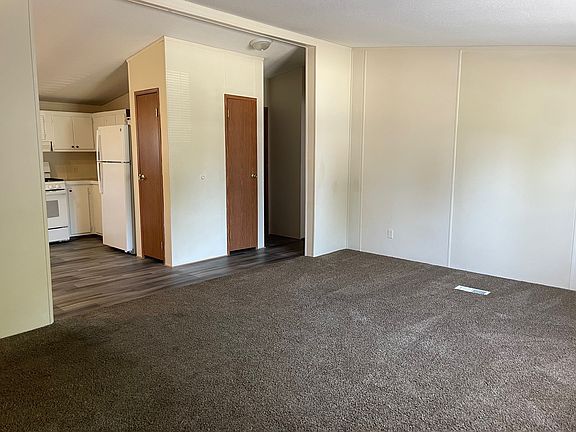 519 White Willow Dr #519, Flint, MI 48506 | Zillow