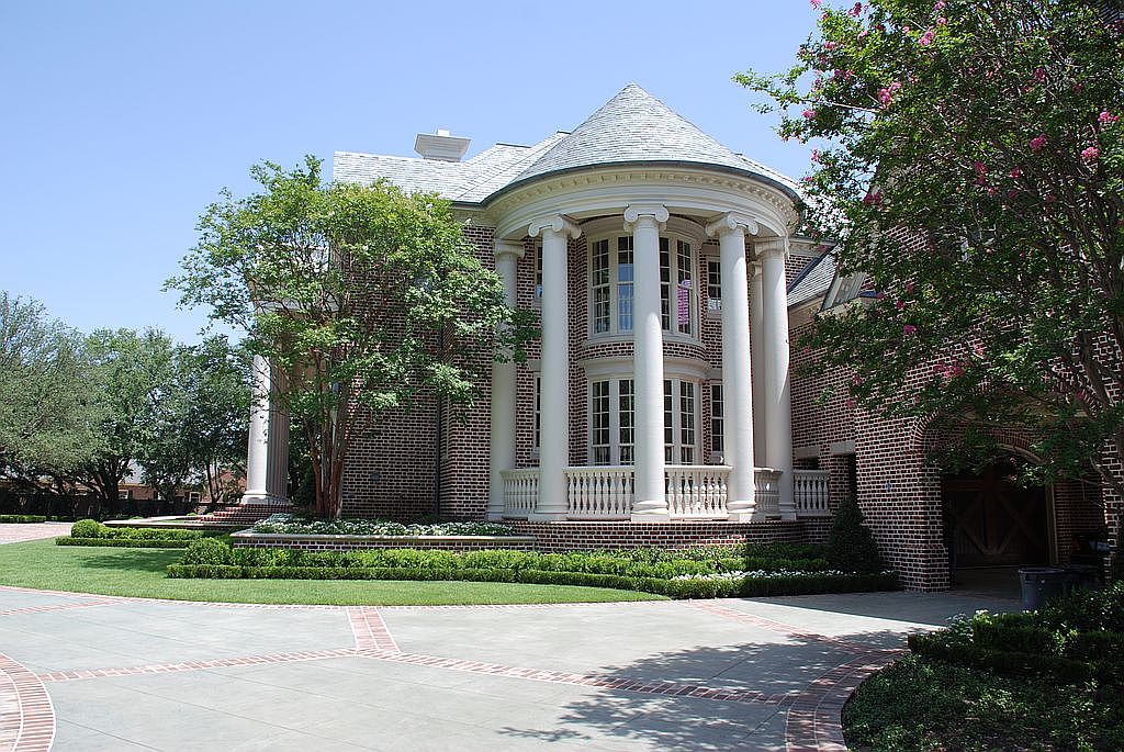 10430 Strait Ln, Dallas, TX 75229 | Zillow