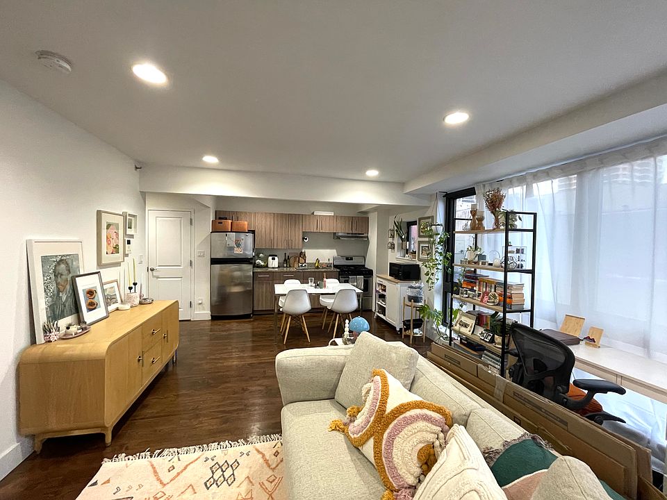 203 E 121st St New York NY | Zillow