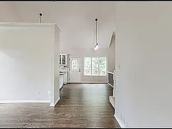 110 Cedar St, Smithville, MO 64089 | Zillow