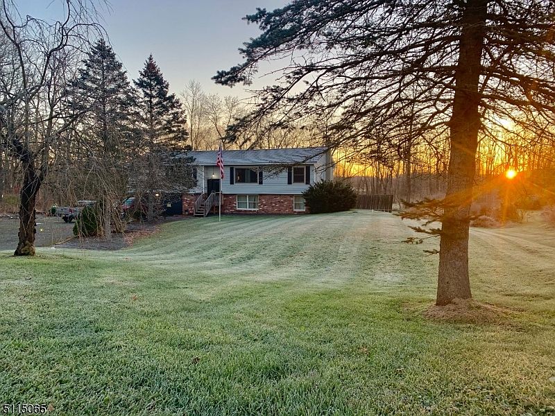 8 Augusta Hill Rd, Augusta, NJ 07822 | Zillow