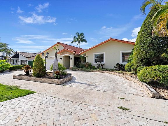 14012 SW 38th Ter, Miami, FL 33175 | Zillow