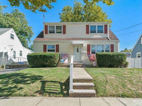 Parlin NJ Single Family Homes For Sale - 18 Homes | Zillow