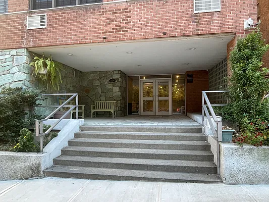 579 West 215th Street #7H in Inwood, Manhattan | StreetEasy