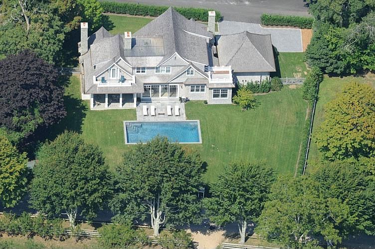 7 Maidstone Ln, East Hampton, NY 11937 | Zillow