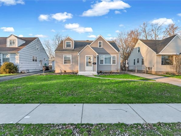Tonawanda NY Single Family Homes For Sale - 12 Homes | Zillow
