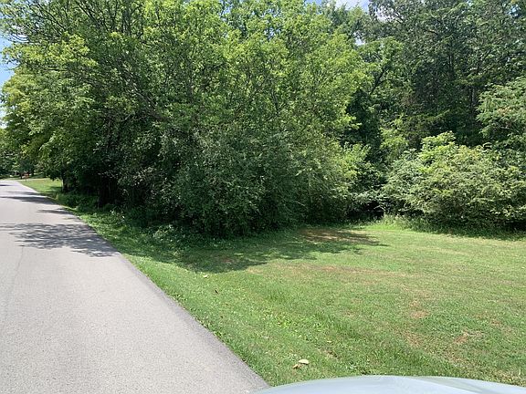 60 Mayfair Ave, Jasper, TN 37347 | MLS #1395417 | Zillow