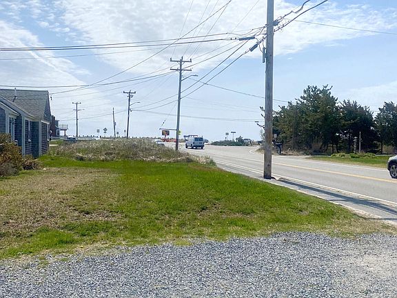 1090 Craigville Beach Road, Centerville, MA 02632 | Zillow