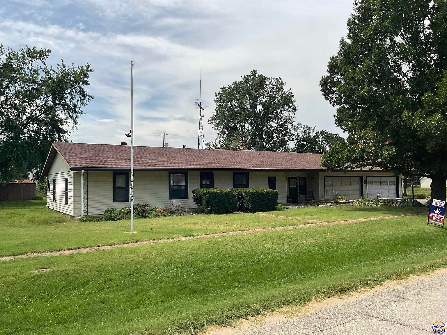 2801 Main St, Vassar, KS 66543 | Zillow