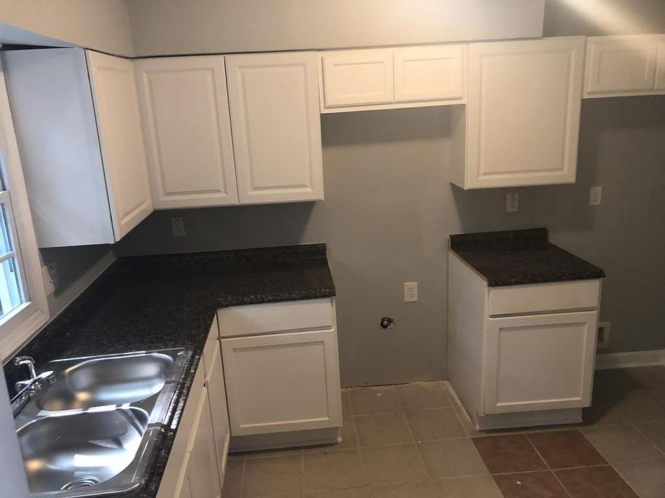 5140 Highpoint Rd APT 8, Union City, GA 30291 | Zillow