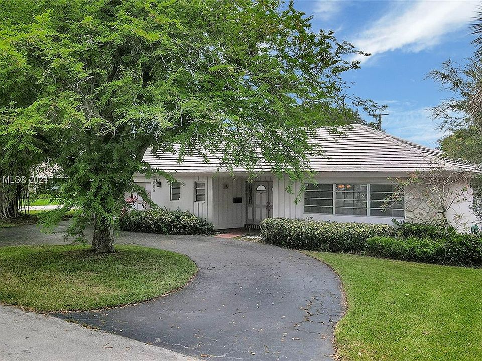 1065 NW 5th St, Boca Raton, FL 33486 | Zillow