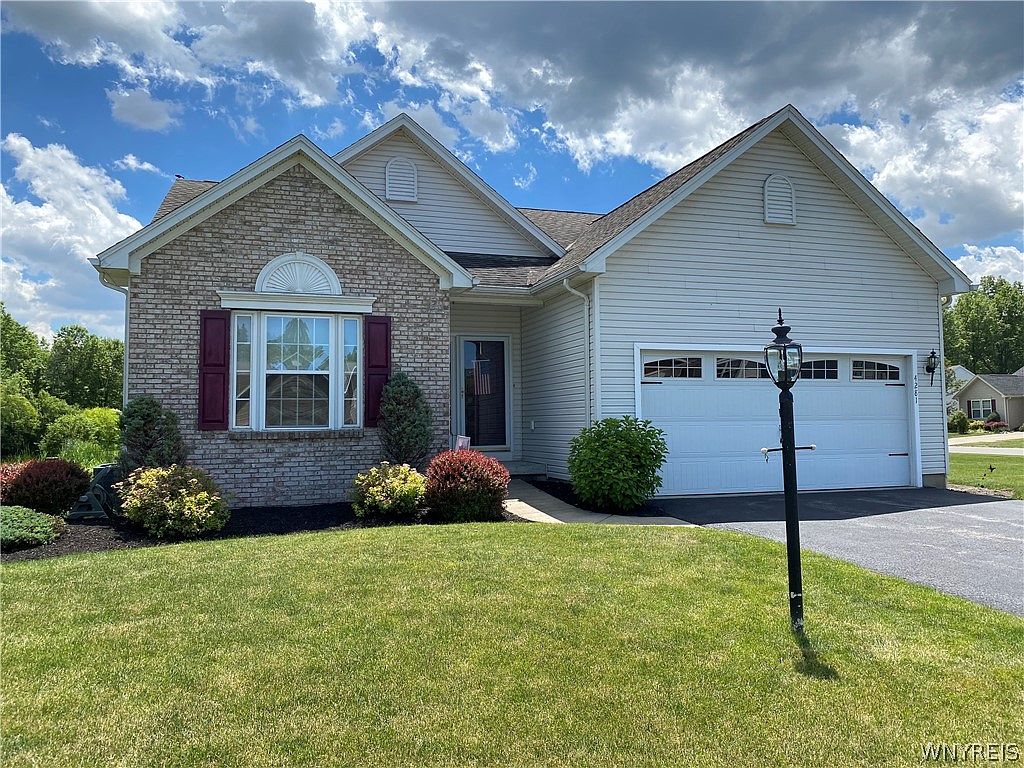 4281 Riverwalk Dr S, Youngstown, NY 14174 | Zillow