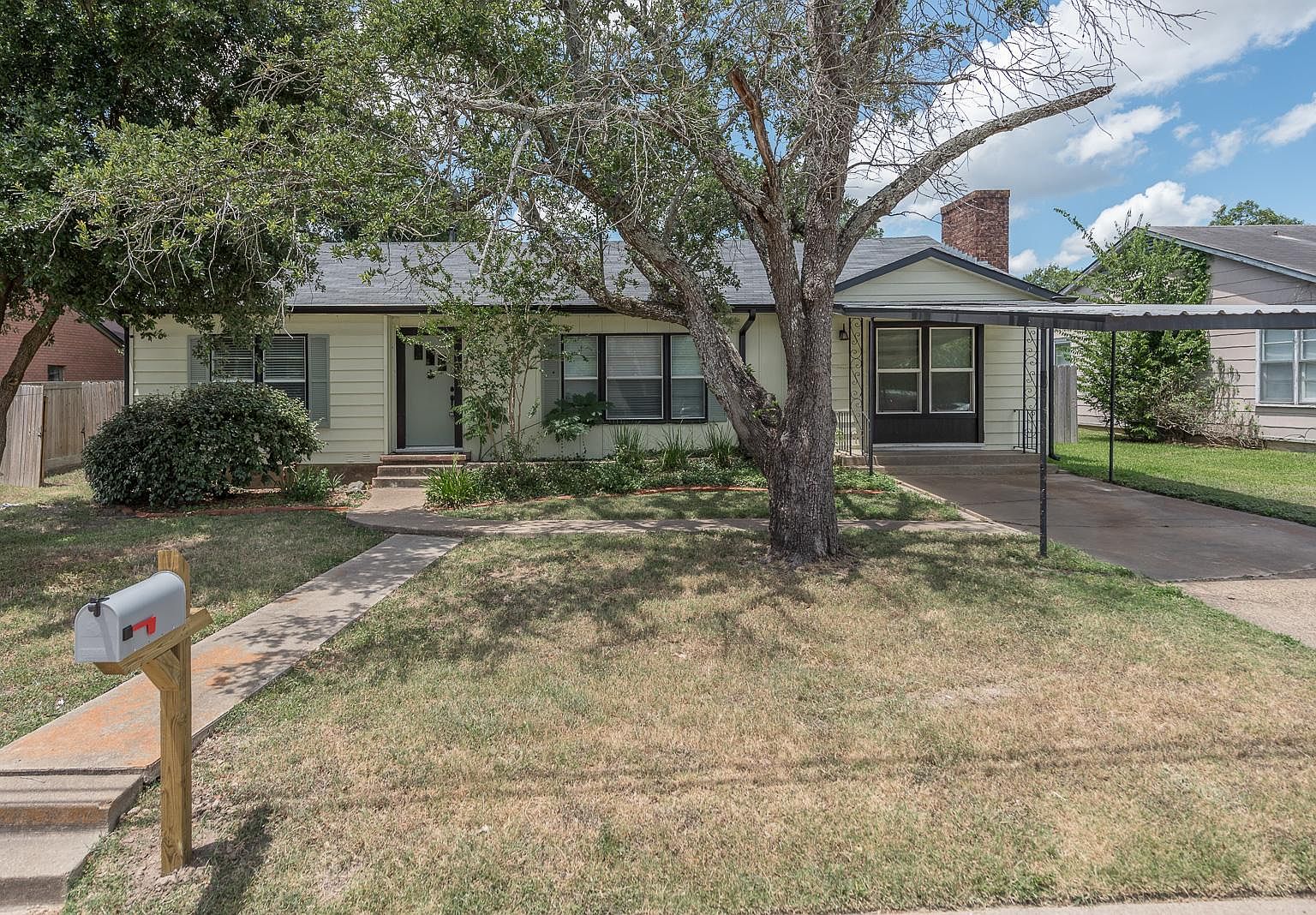 3402 Cavitt Ave, Bryan, TX 77801 | Zillow