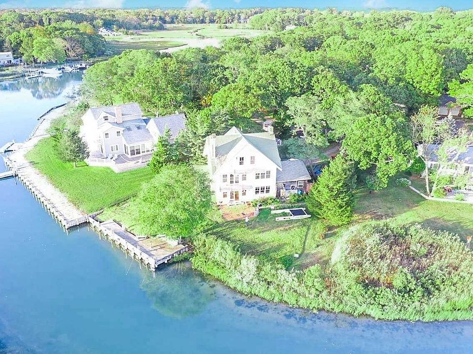 3480 Ole Jule Ln, Mattituck, NY 11952 | Zillow