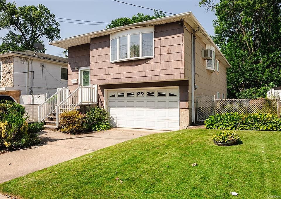 3760 Richmond Avenue, Staten Island, NY 10312 | Zillow