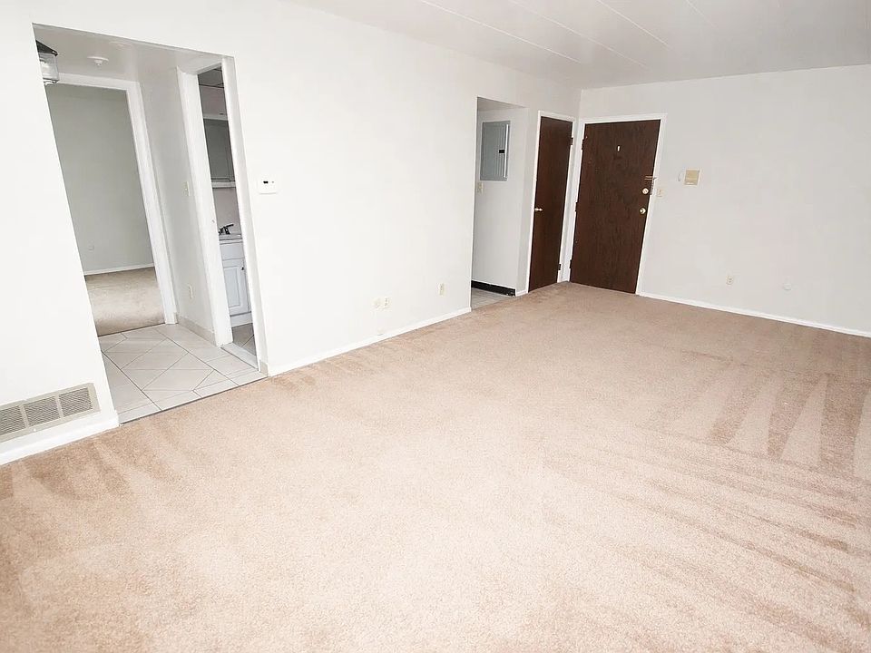 Craig Manor - 325 N Craig St Pittsburgh PA (2 units available) | Zillow