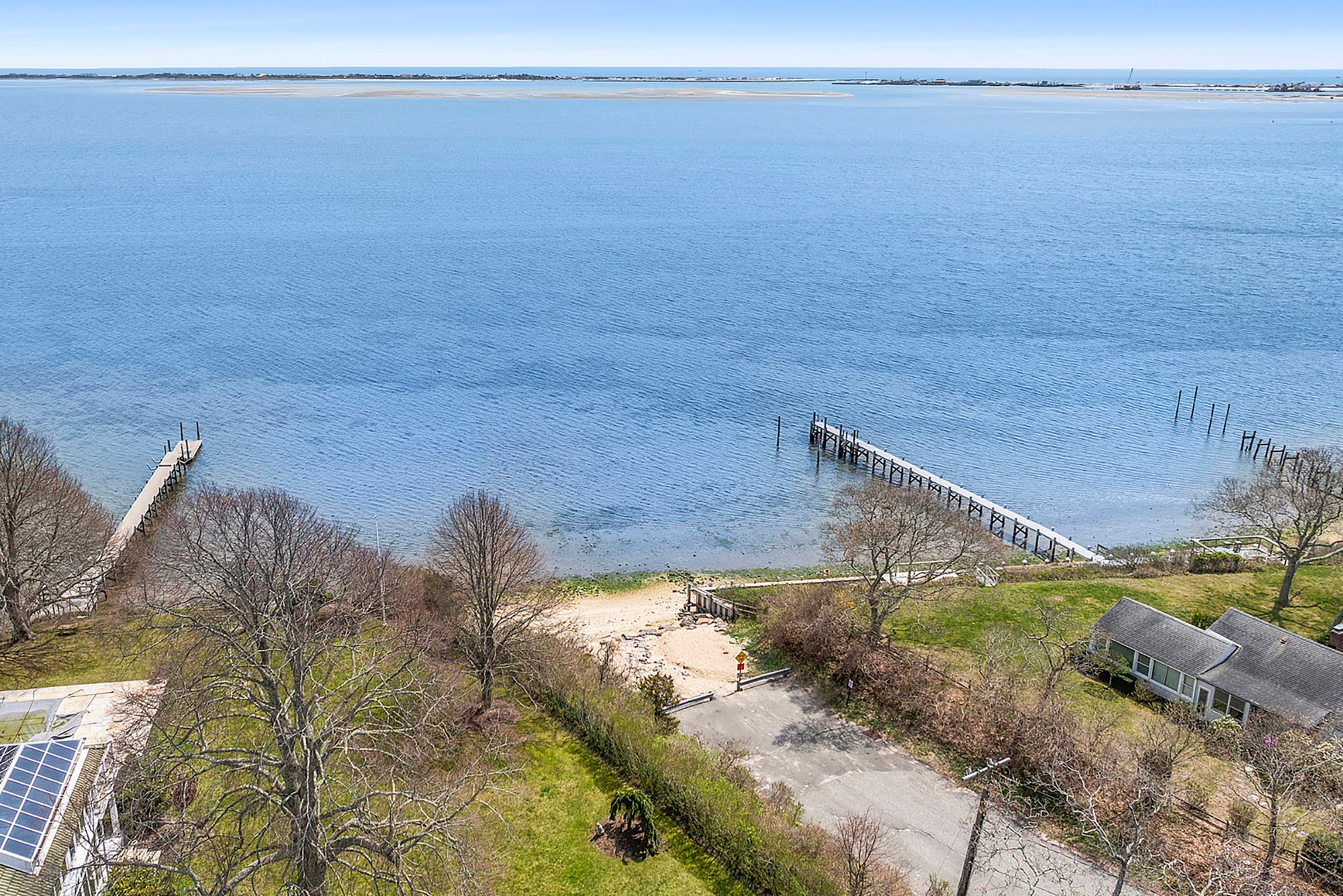 179 Bay Ave E, Hampton Bays, NY 11946 | Out East