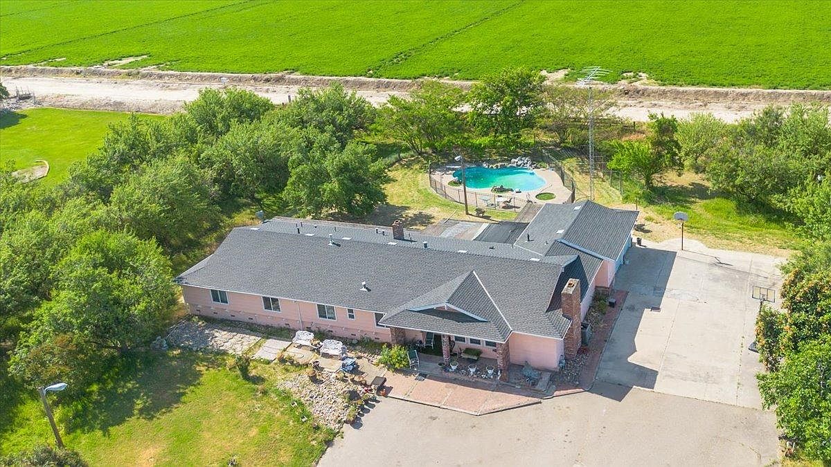 4880 E Peach Ave, Manteca, CA 95337 | Zillow