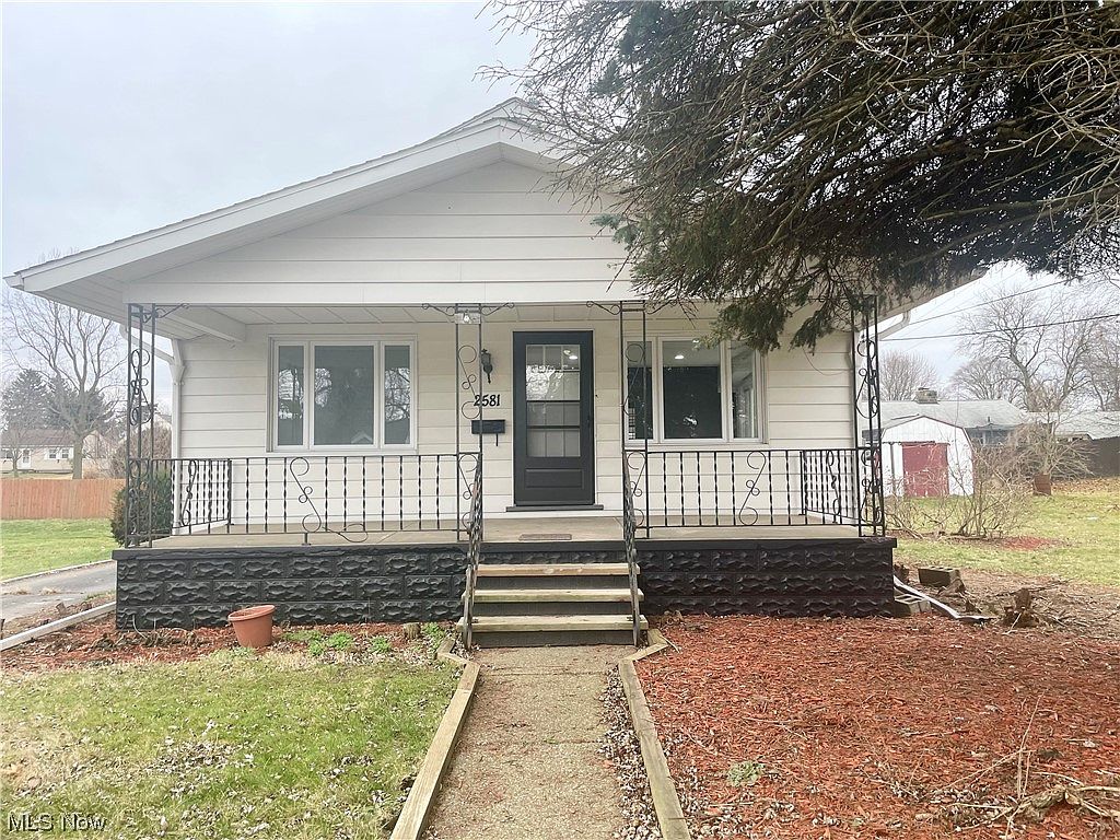 2581 Pelton Ave, Akron, OH 44314 | Zillow