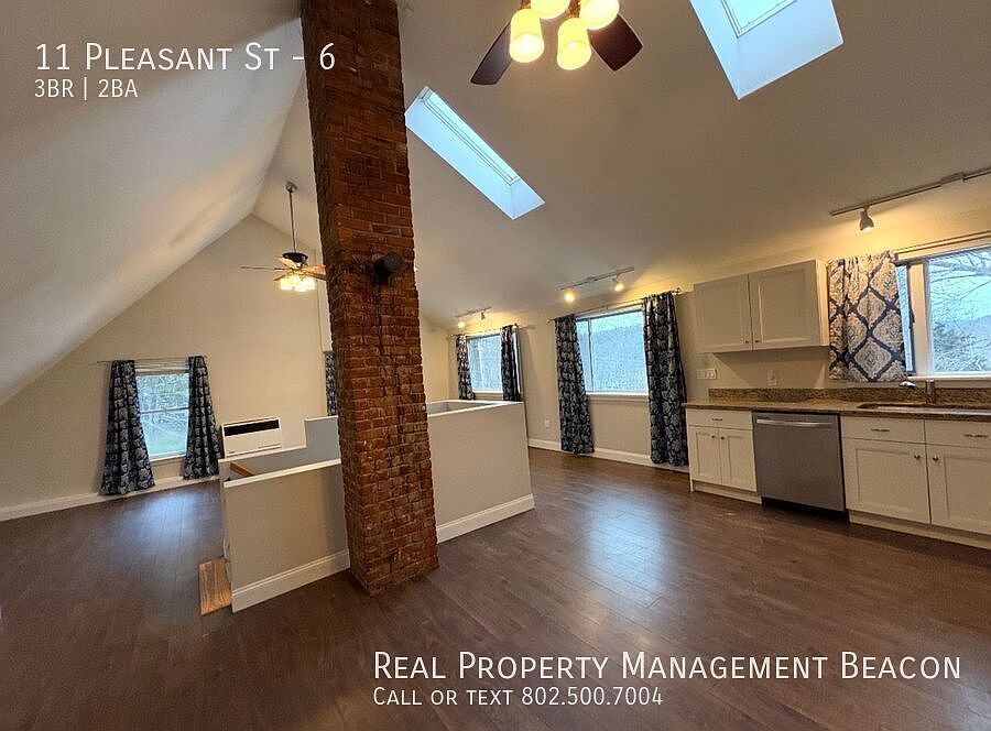 11 Pleasant St Sunapee NH | Zillow