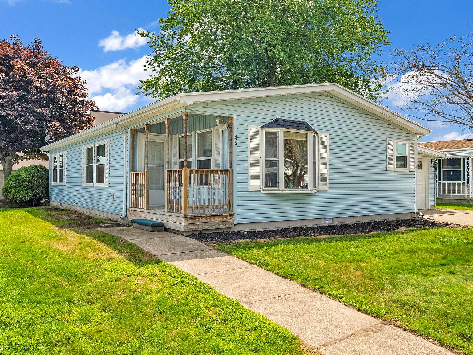 4333 24th Ave, Fort Gratiot, MI 48059 | Zillow