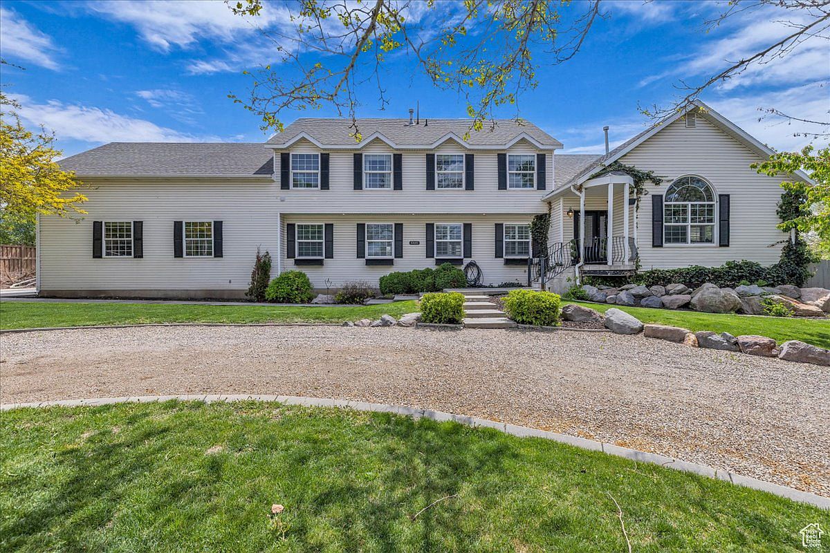 10681 S 300 E, Sandy, UT 84070 | Zillow