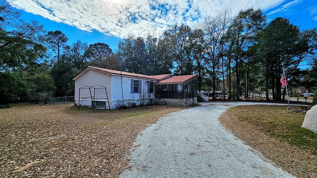1801 Princess Pond Rd, Summerton, SC 29148 | MLS #169009 | Zillow