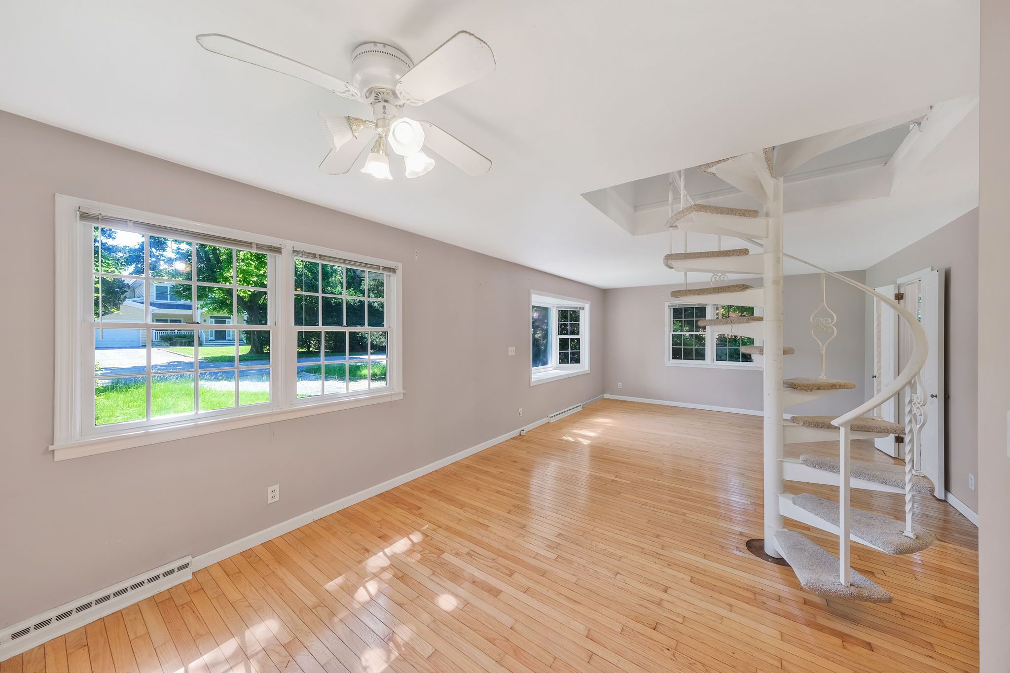 29 Halsey Rd, Remsenburg, NY 11960 | Out East