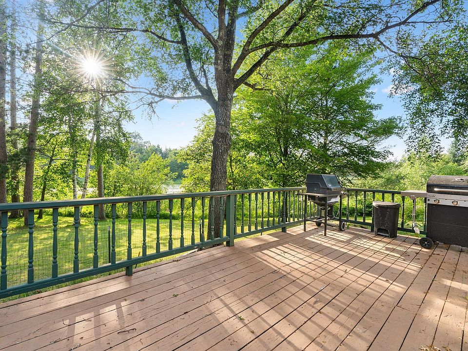 10499 N Riverside Rd, Hayward, WI 54843 | MLS #6400337 | Zillow