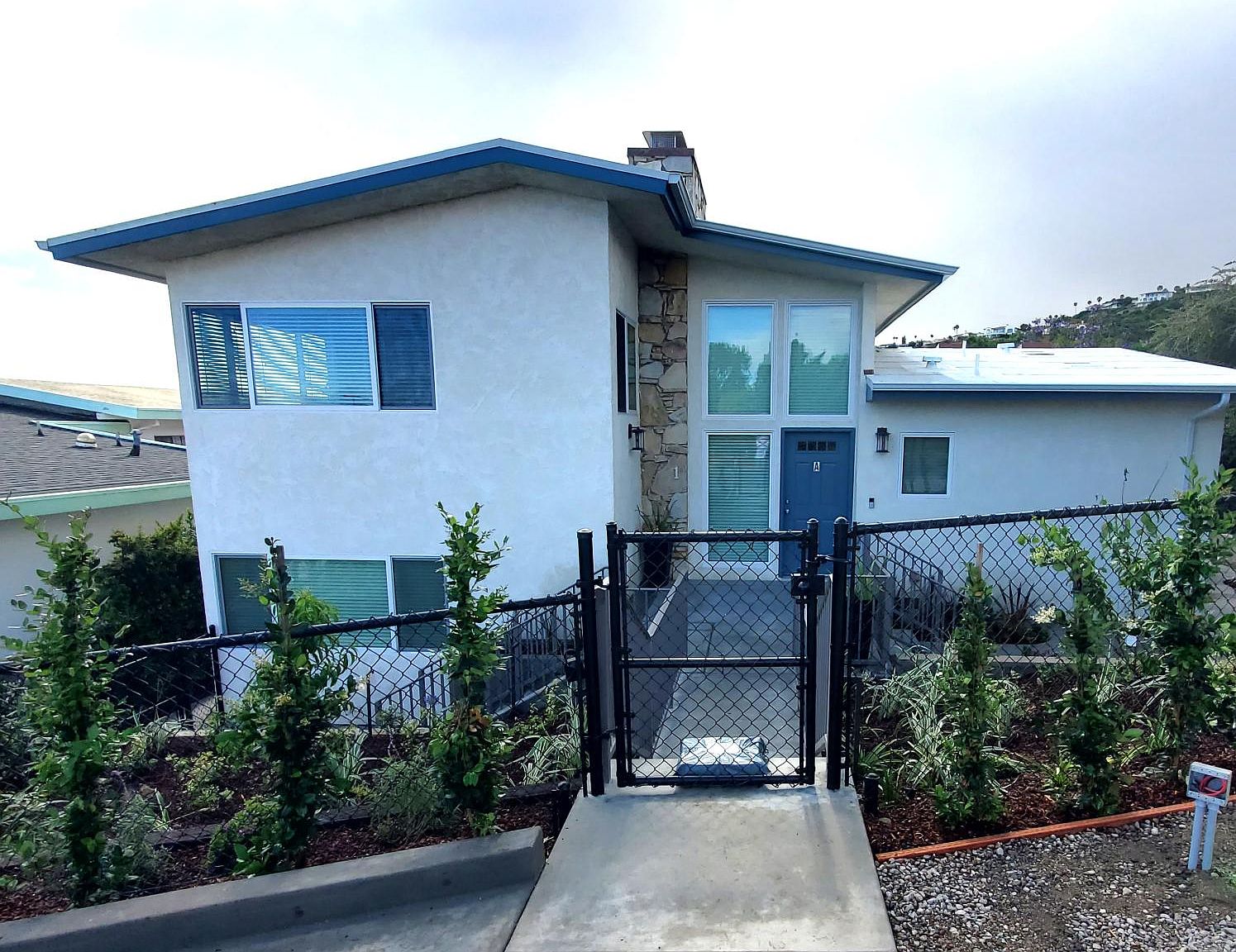 1 Clipper Rd APT A, Rancho Palos Verdes, CA 90275 | Zillow