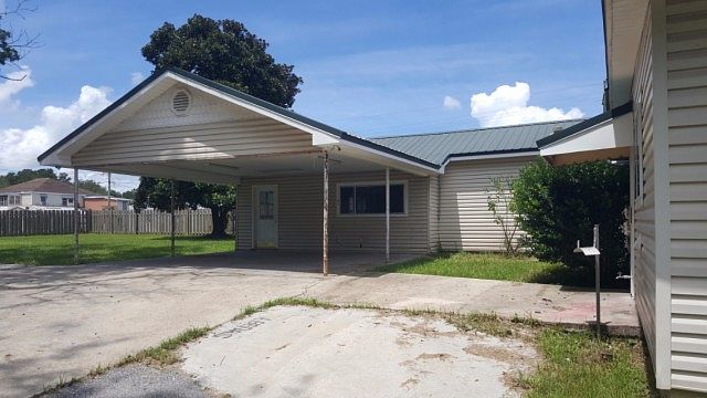7090 Highway 1, Belle Rose, LA 70341 | Zillow