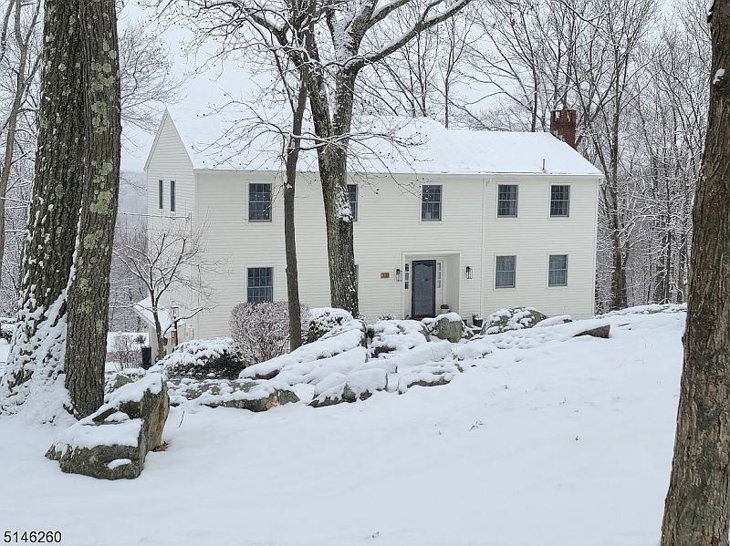 731 Ridge Rd, Kinnelon, NJ 07405 | Zillow