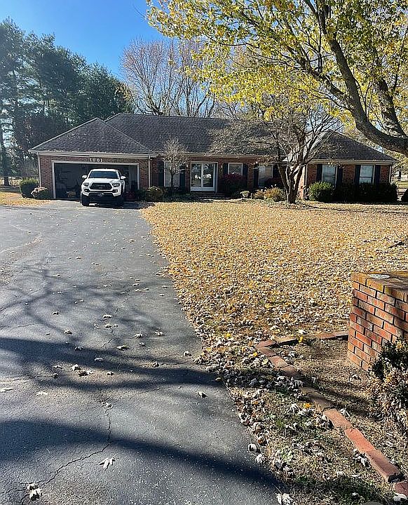 1001 Elrod Rd, Bowling Green, KY 42104 | Zillow