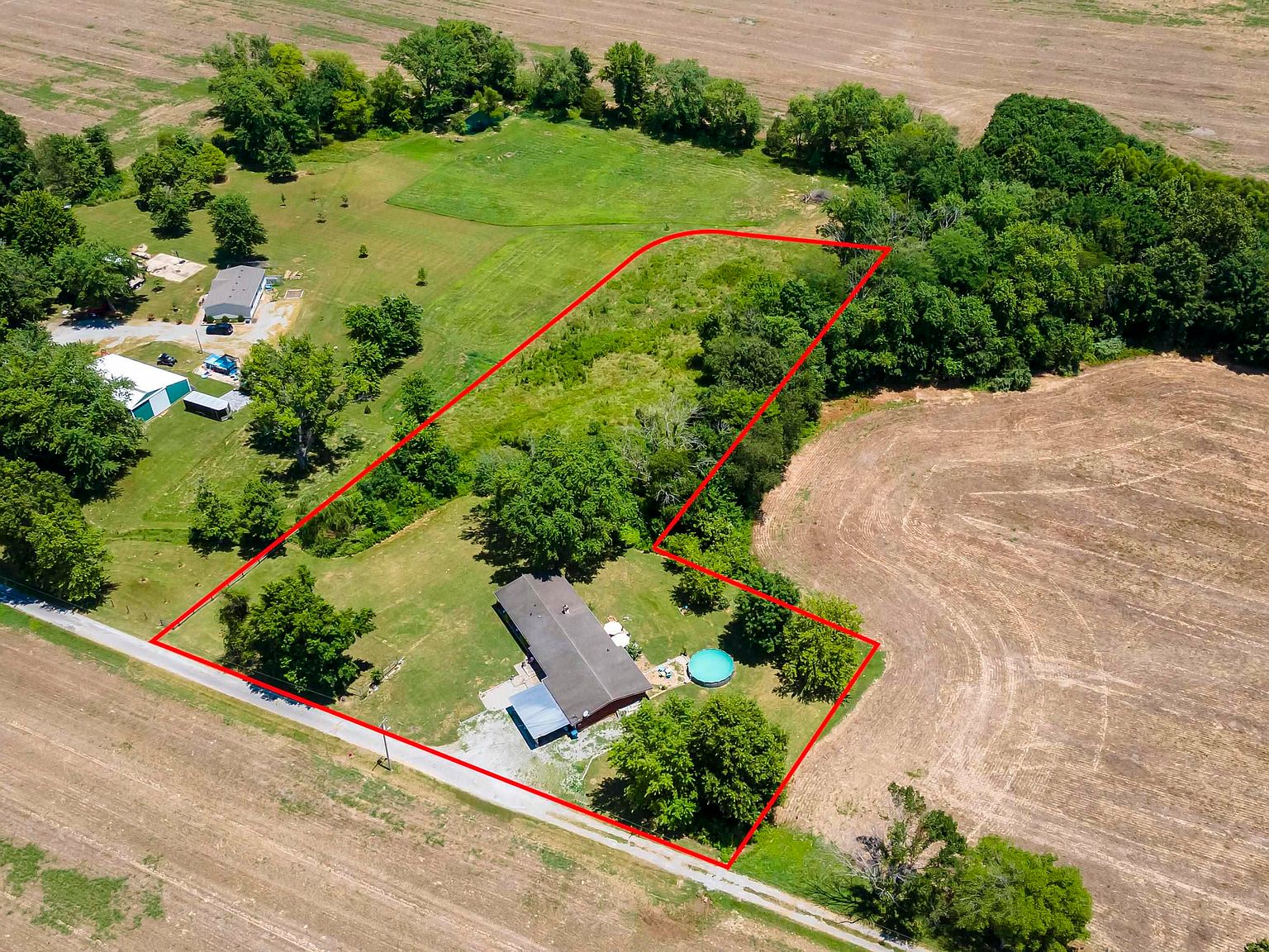 404 S Spann Ln, Valier, IL 62891 | Zillow