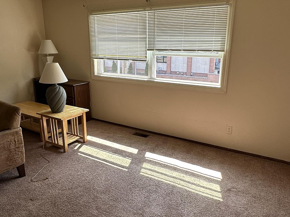 202 S Lincoln Ave # 6, Urbana, IL 61801 | Zillow