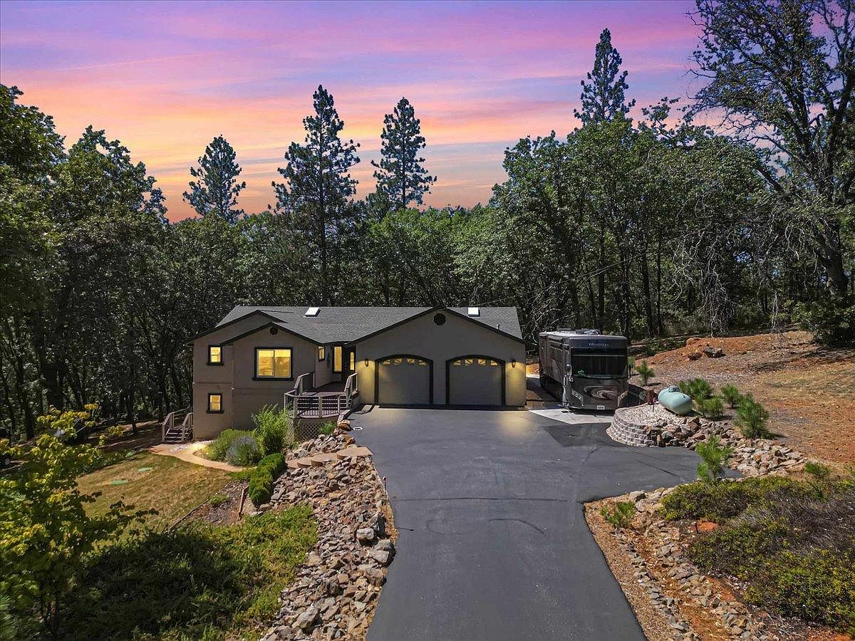 10790 Alta Sierra Dr, Grass Valley, CA 95949 | MLS #223068348 | Zillow