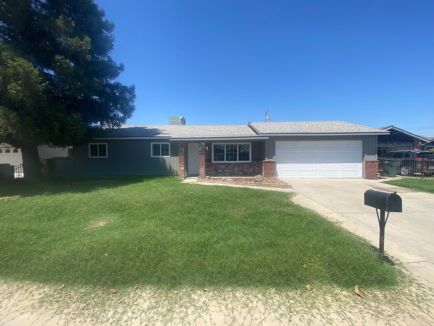 1420 W Oakland, Fresno, CA 93706 | Zillow