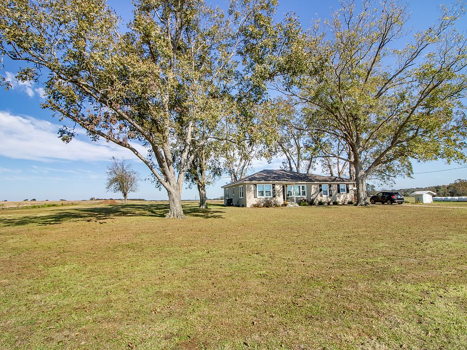 2065 Watson Bridge Rd, Webb, AL 36376 | Zillow