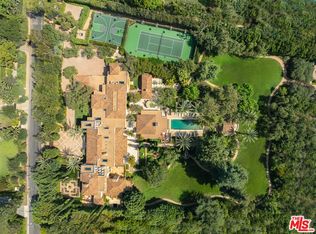 200 S Mapleton Dr, Los Angeles, CA 90024 | MLS #24-437007 | Zillow