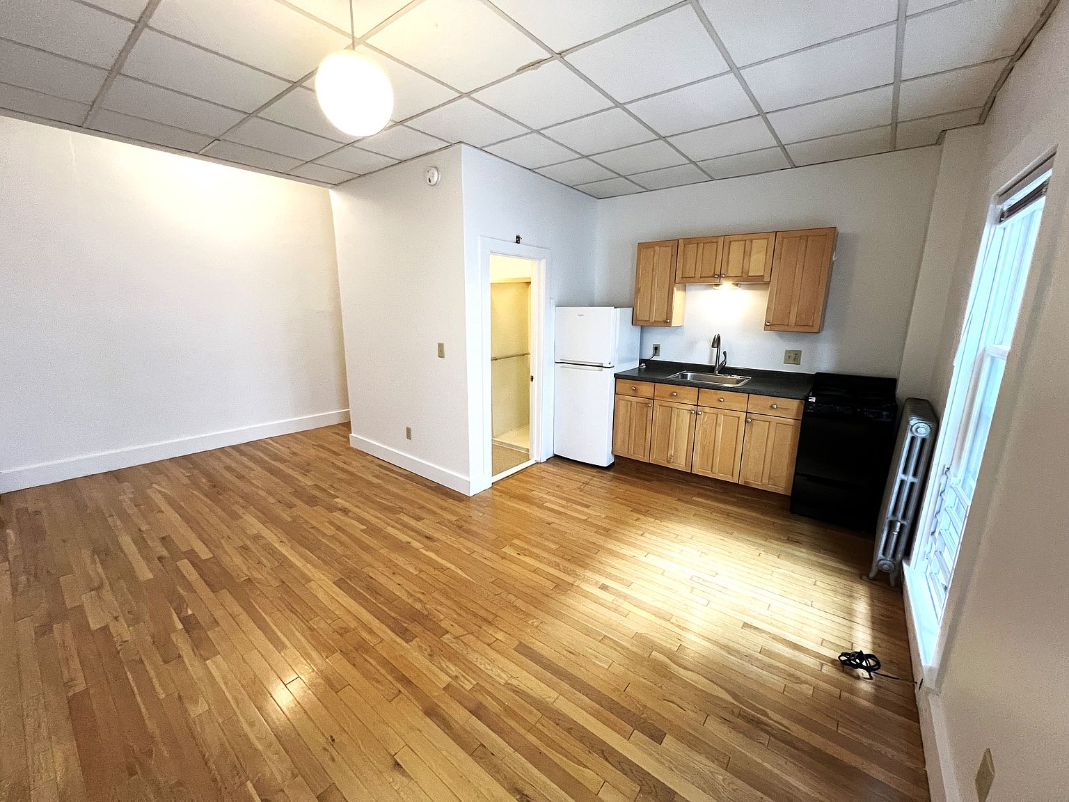 77 Danforth St #3, Portland, ME 04101 | Zillow
