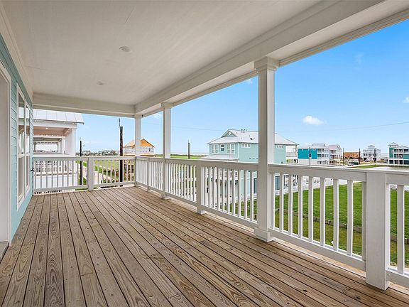 11376 Starfish Dr, Galveston, TX 77554 | Zillow