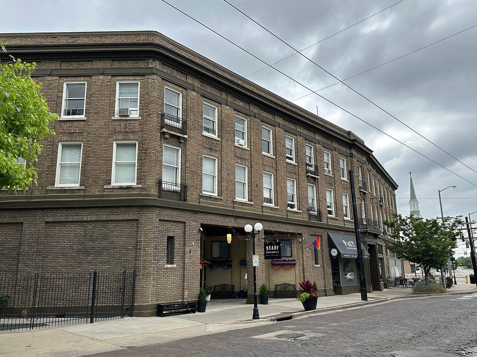 607 E 5th St APT 11, Dayton, OH 45402 | Zillow
