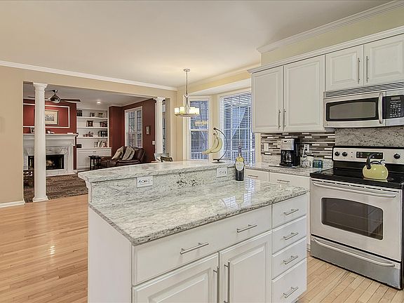 200 Oak Point Landing Dr, Mount Pleasant, SC 29464 | MLS #23001591 | Zillow