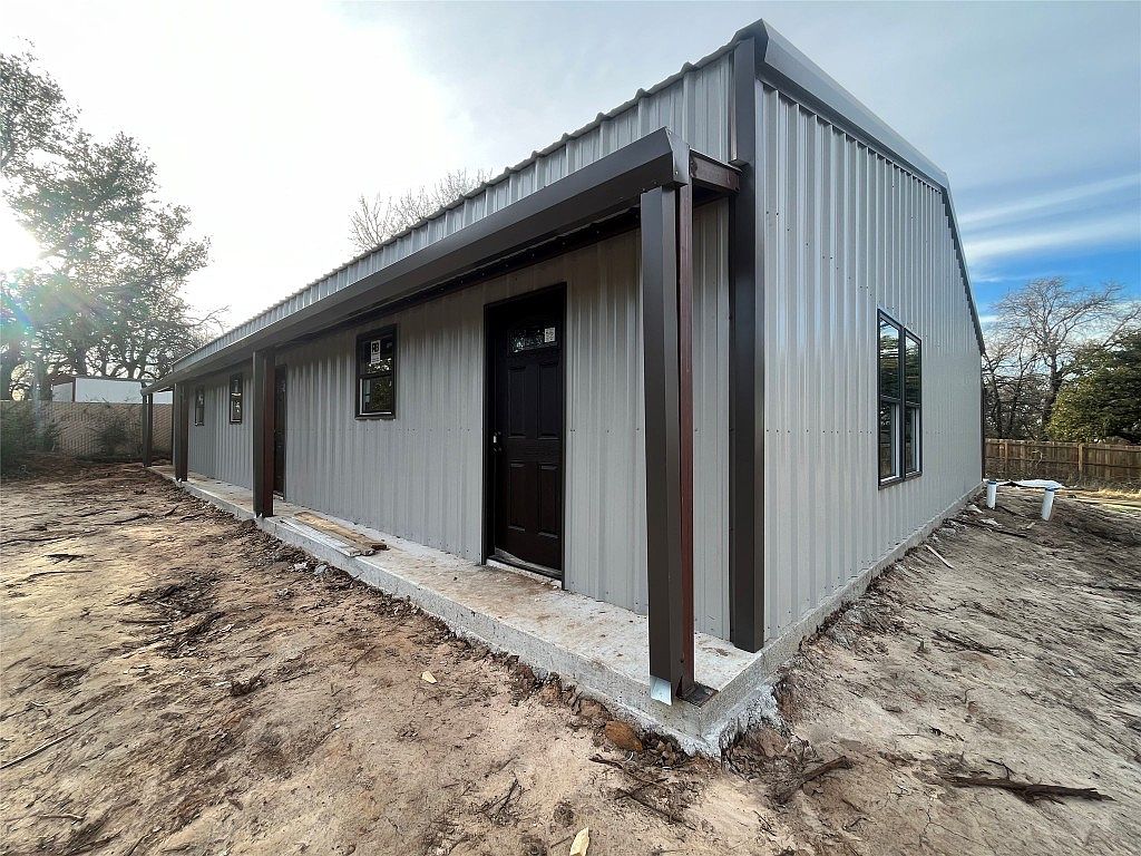 6272 Adelbert Dr, Fort Worth, TX 76135 | MLS #20491018 | Zillow