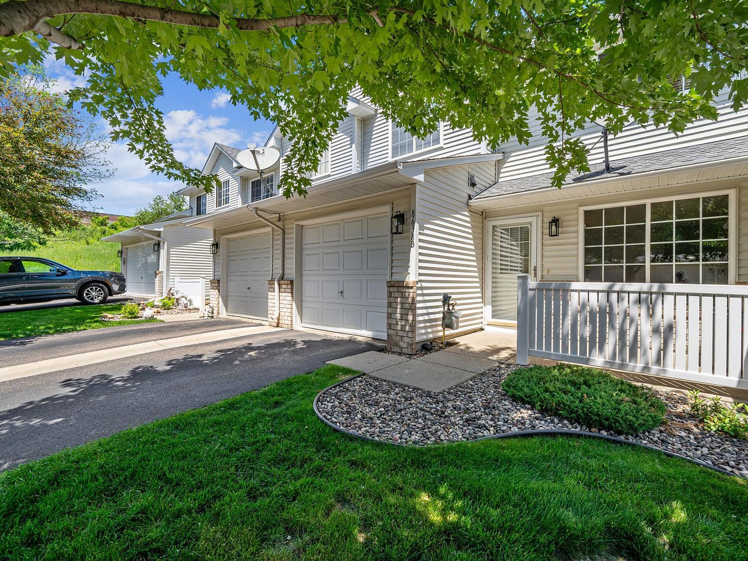 8638 Quarry Ridge Ln UNIT B, Woodbury, MN 55125 | MLS #6548764 | Zillow