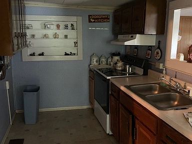 866 Chissom Rd, Jeremiah, KY 41826 | Zillow