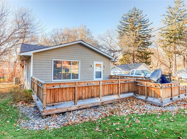 Windsor Heights IA Real Estate - Windsor Heights IA Homes For Sale | Zillow