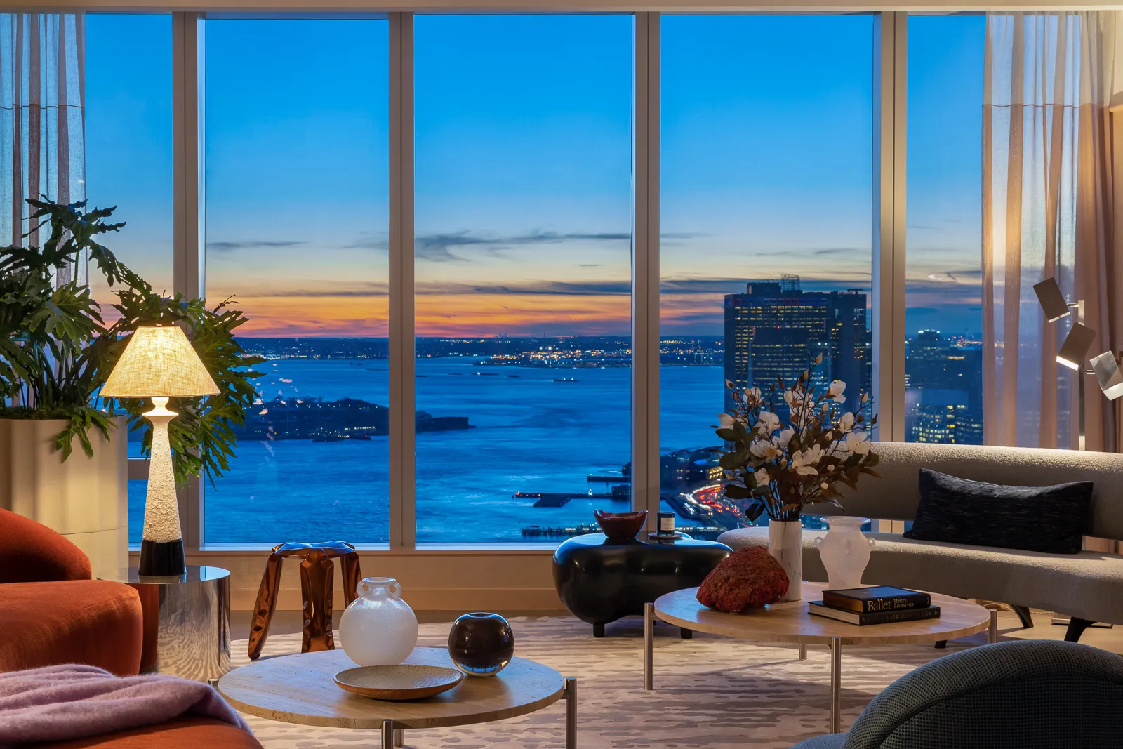 One Manhattan Square at 252 South Street in Two Bridges : Sales ...