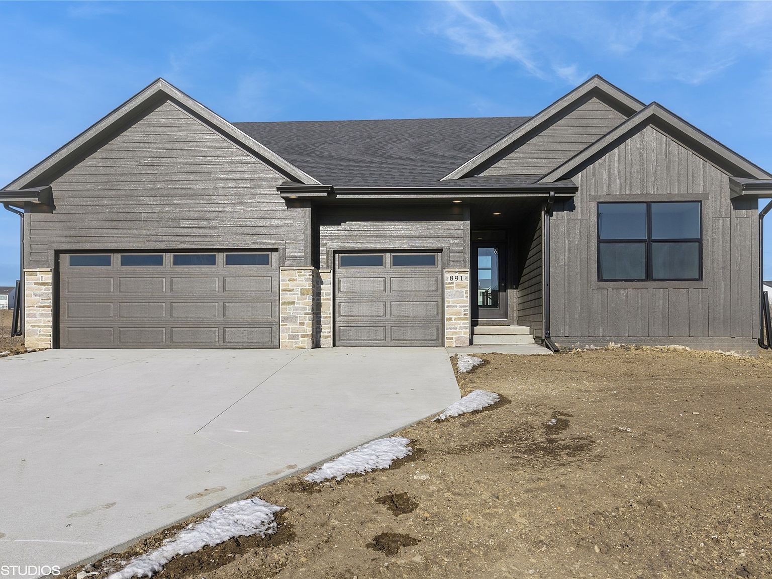 891 Hamilton Rd, Waukee, IA 50263 | Zillow